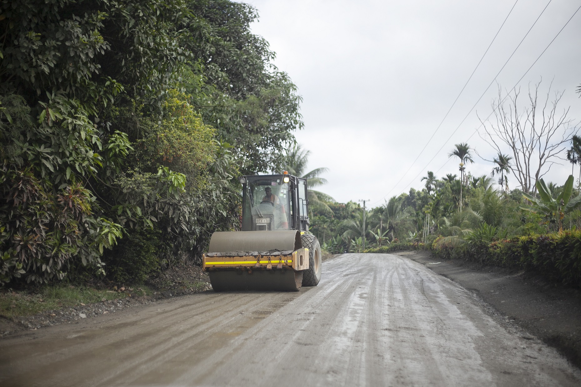 Road maintenance reduces travel time on Sepik Highway